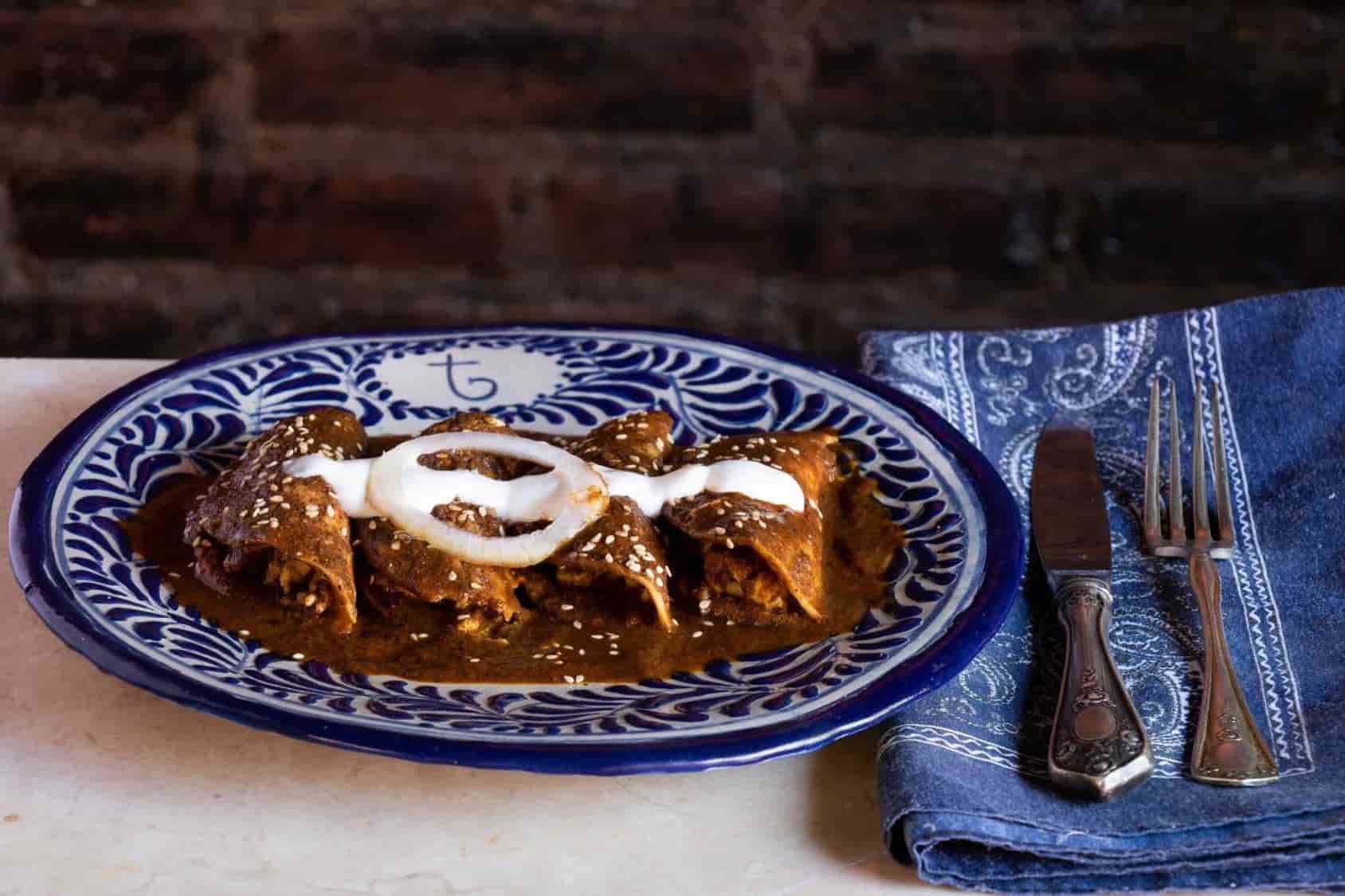 Cómo hacer Enchiladas de Mole: Receta Auténtica de Mole - Sason Regional