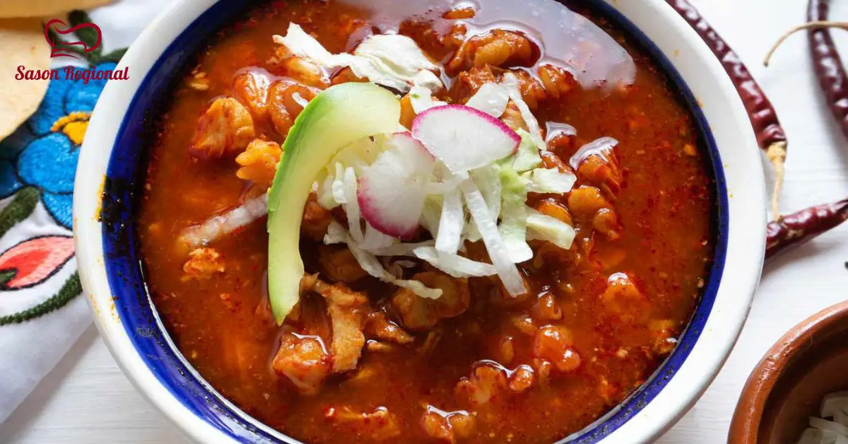 Receta de Pozole Rojo de Pollo y Puerco: Cómo Preparar este Manjar ...